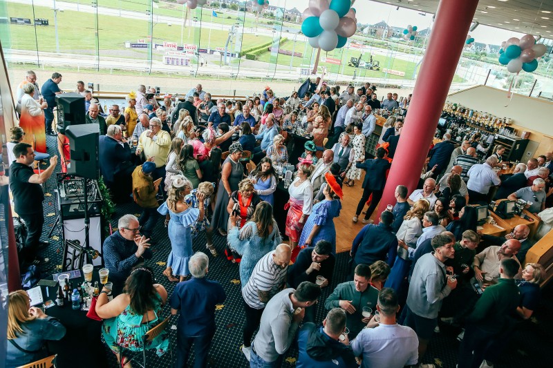 Dundalk Stadium | Horse Racing Fixtures & Race Days